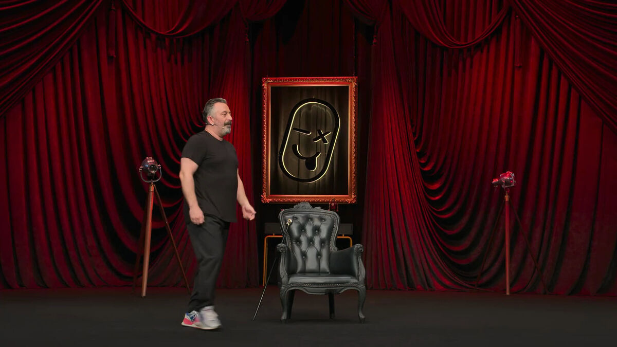 ‎Cem Yılmaz: Diamond Elite Platinum Plus (2021) directed by Cem Yılmaz ...