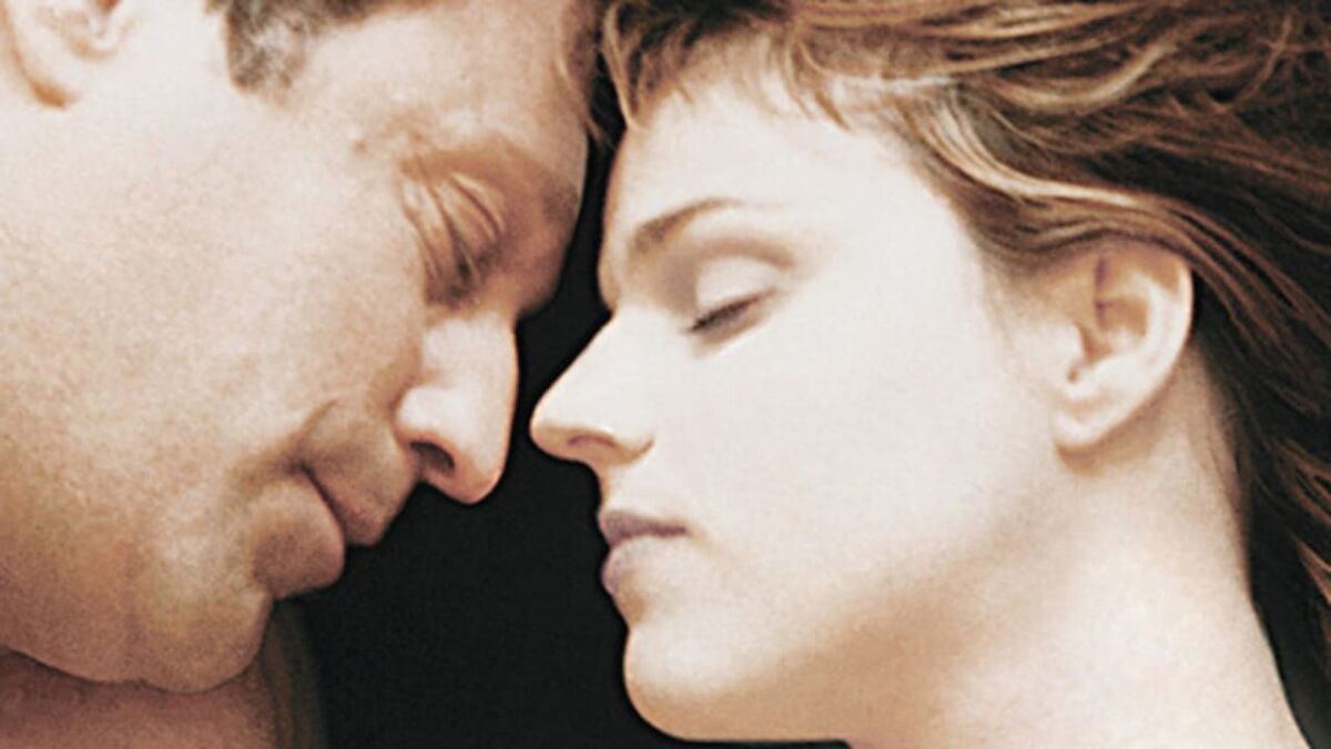 ‎Post Mortem (1999) directed by Louis Bélanger • Reviews, film + cast • Letterboxd