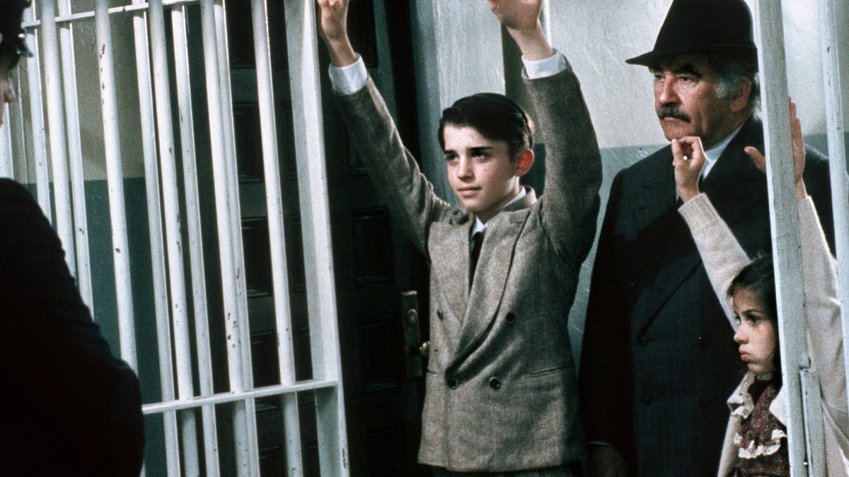 ‎Daniel (1983) directed by Sidney Lumet • Reviews, film + cast • Letterboxd