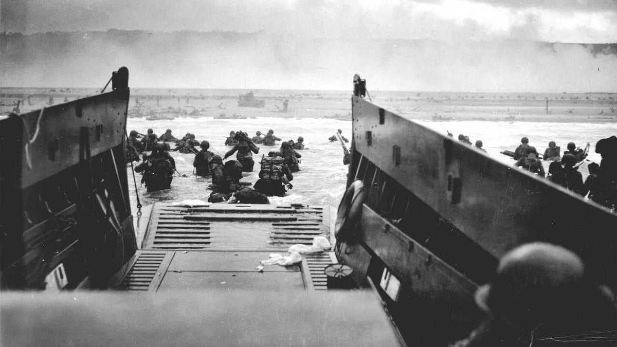 ‎The War (2007) directed by Ken Burns, Lynn Novick • Reviews, film ...