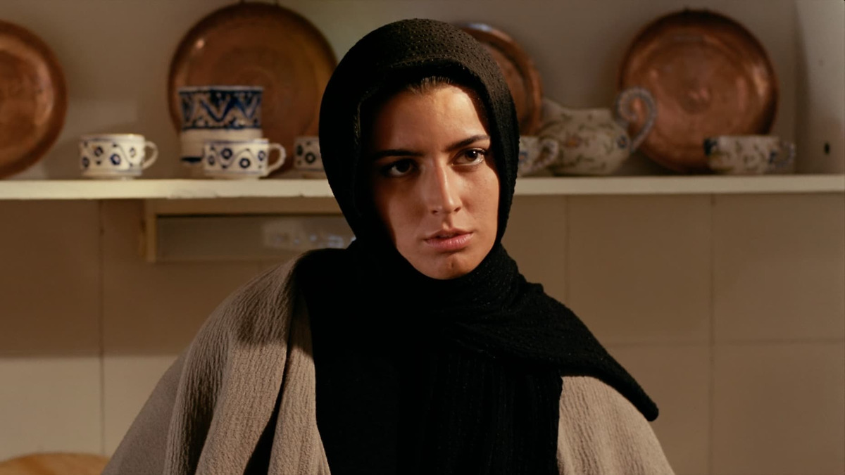‎Leila (1997) directed by Dariush Mehrjui • Reviews, film + cast • Letterboxd