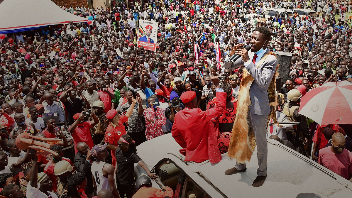 ‎Bobi Wine: The People's President (2022) directed by Christopher Sharp ...