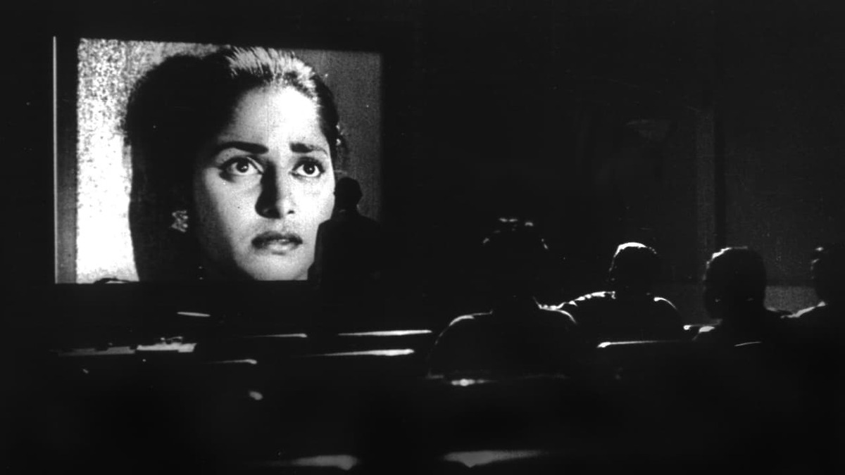 ‎Kaagaz Ke Phool (1959) directed by Guru Dutt • Reviews, film + cast ...