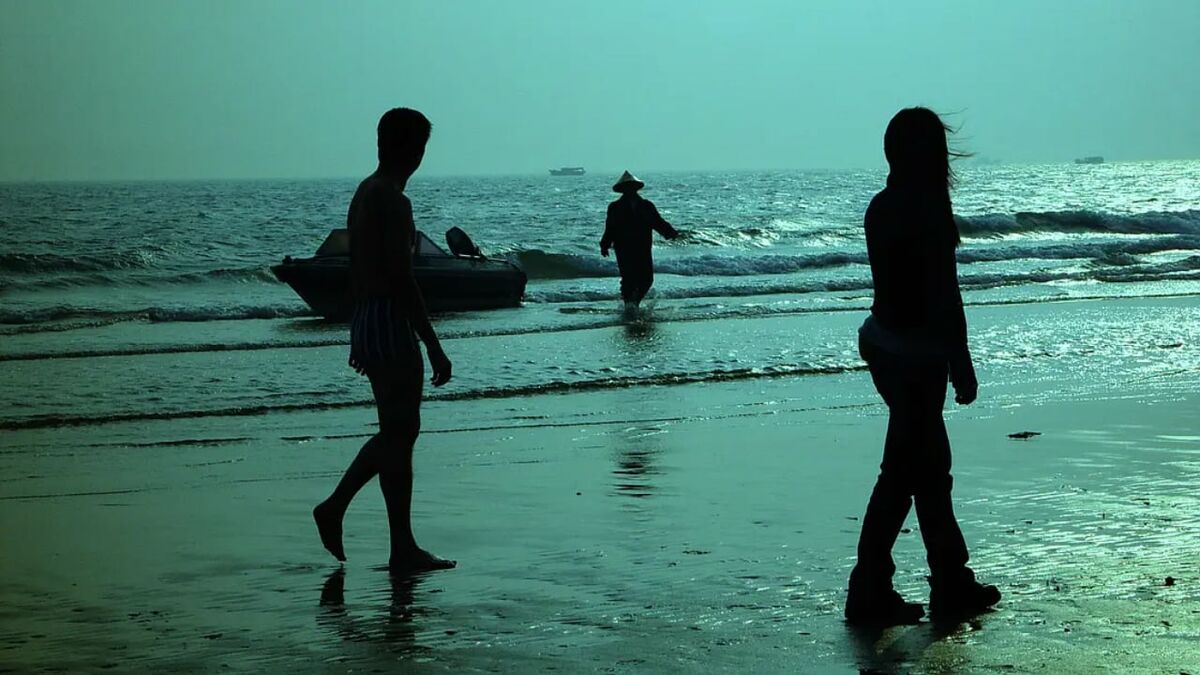 ‎Before Born (2005) directed by Zhang Ming • Reviews, film + cast ...