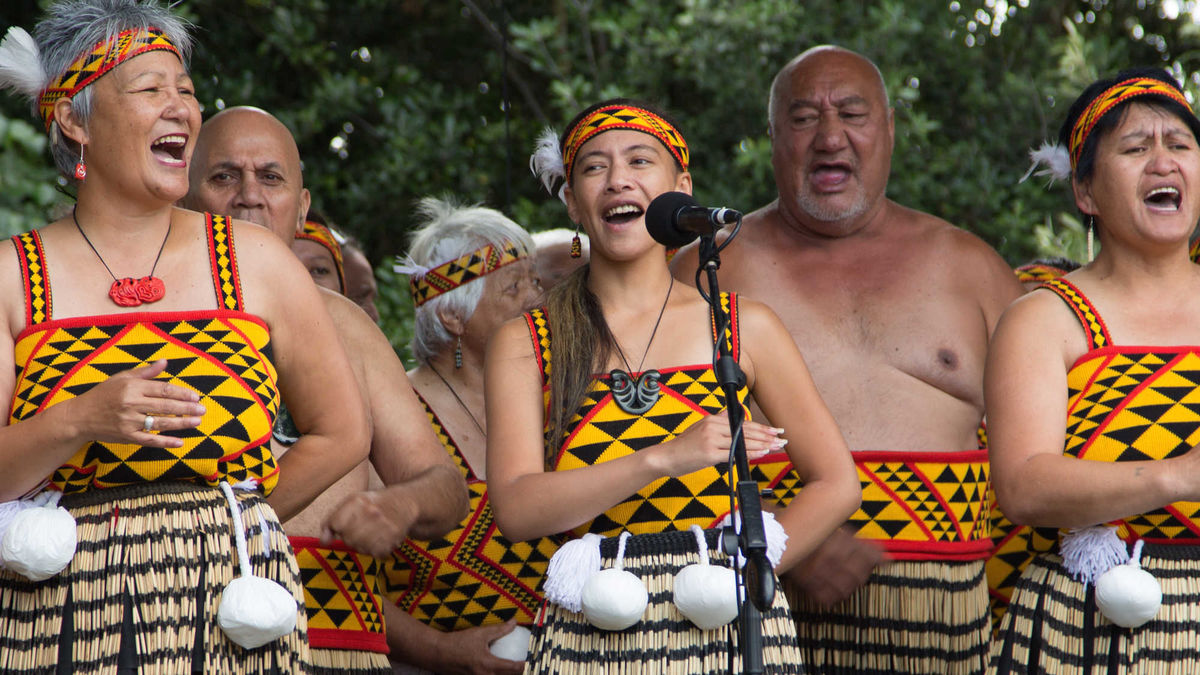 ‎Poi E: The Story of Our Song (2016) directed by Tearepa Kahi • Reviews ...