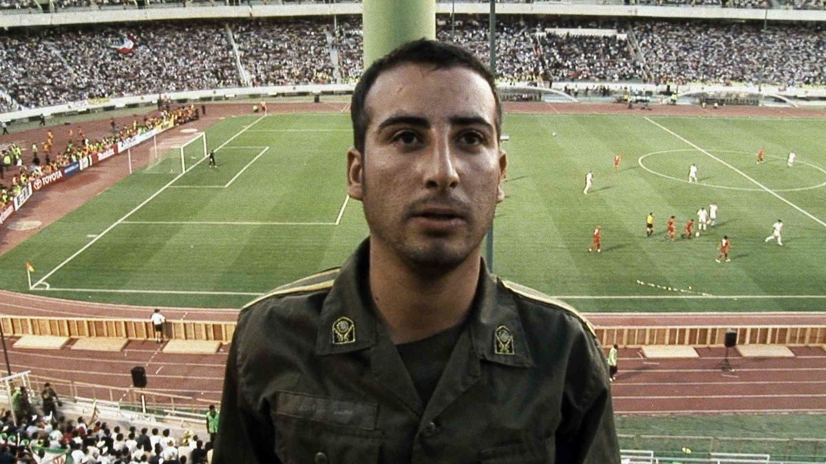 ‎Offside (2006) directed by Jafar Panahi • Reviews, film + cast • Letterboxd