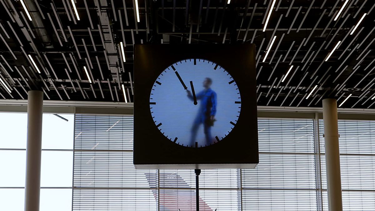 ‎Time Thieves (2018) directed by Cosima Dannoritzer • Reviews, film ...