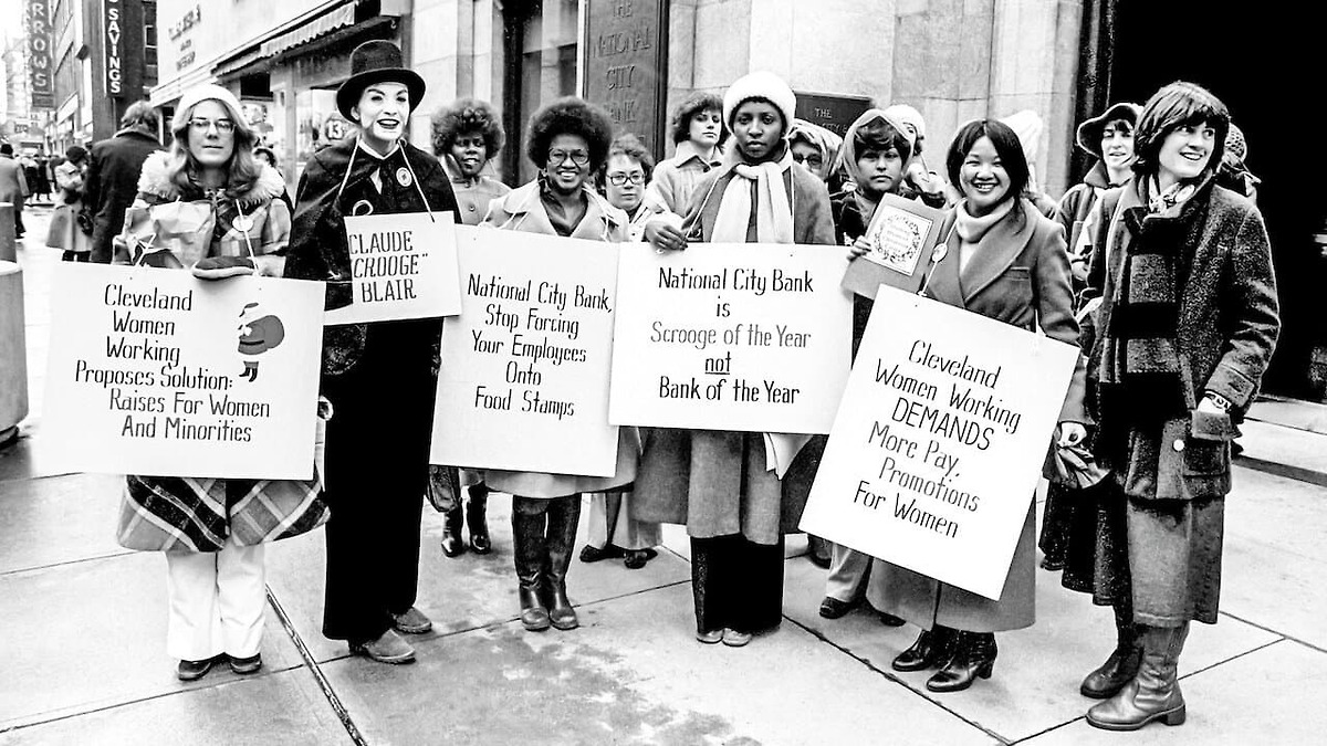 ‎9to5: The Story of a Movement (2020) directed by Steven Bognar, Julia ...