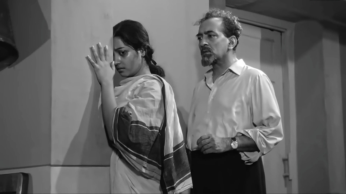 ‎Deep Jele Jaai (1959) directed by Asit Sen • Reviews, film + cast ...