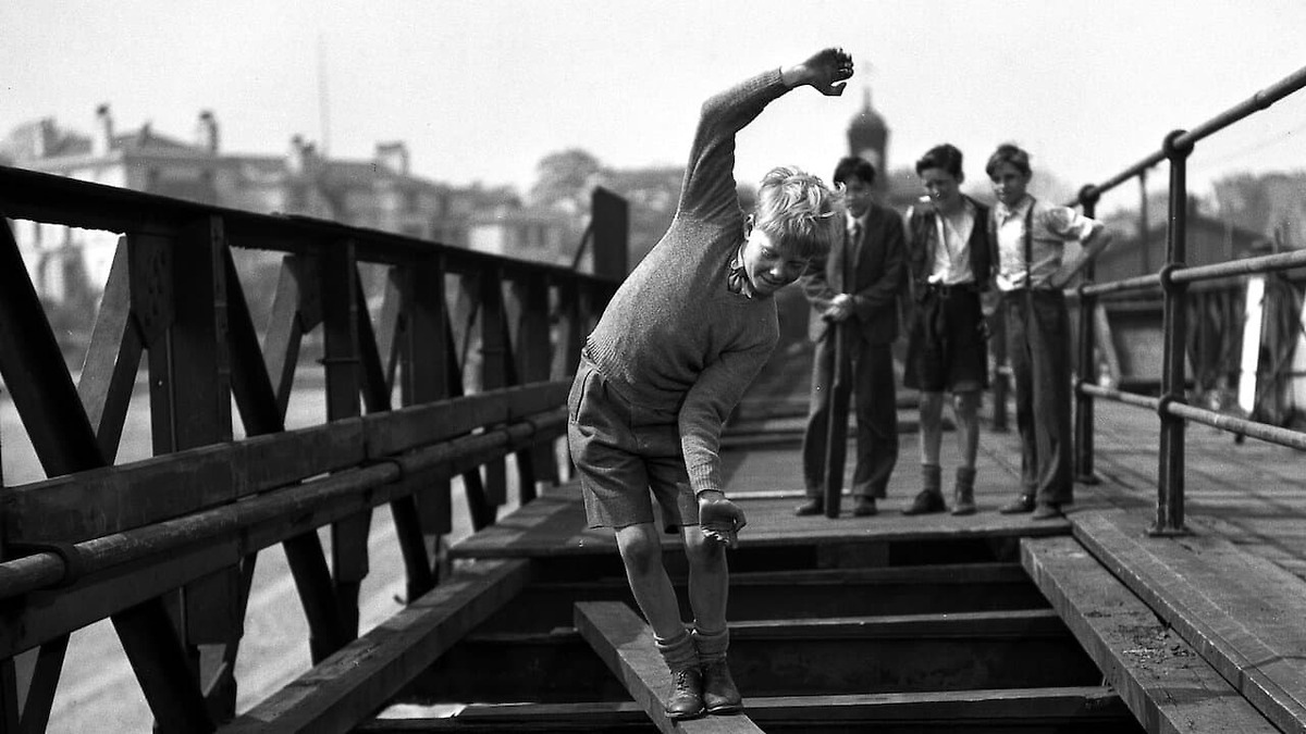 ‎The Magnet (1950) directed by Charles Frend • Reviews, film + cast ...