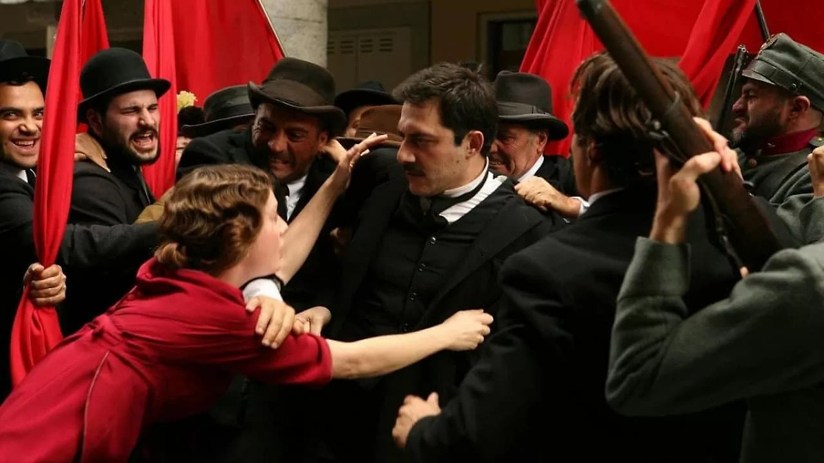 ‎Vincere (2009) directed by Marco Bellocchio • Reviews, film + cast ...