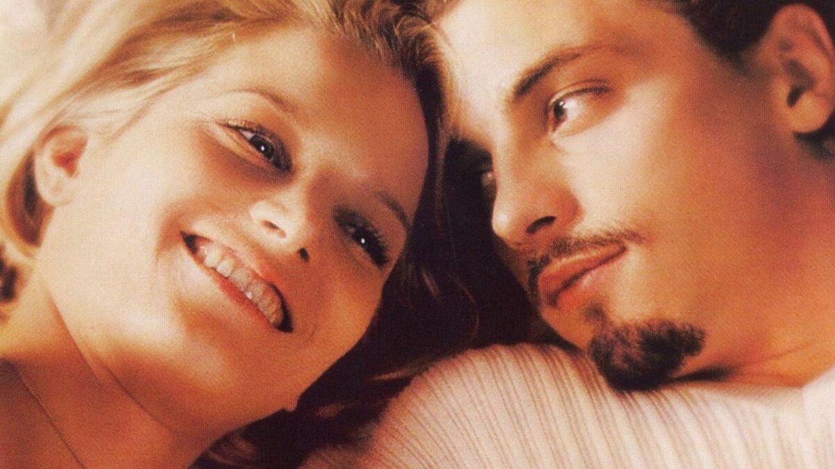 ‎Touch (1997) directed by Paul Schrader • Reviews, film + cast • Letterboxd