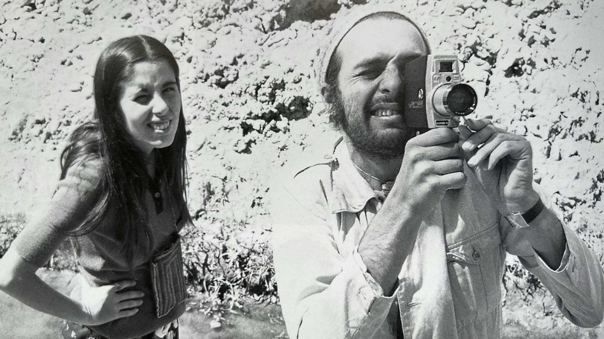 ‎The Long Voyage of the Yellow Bus (2023) directed by Júlio Bressane ...