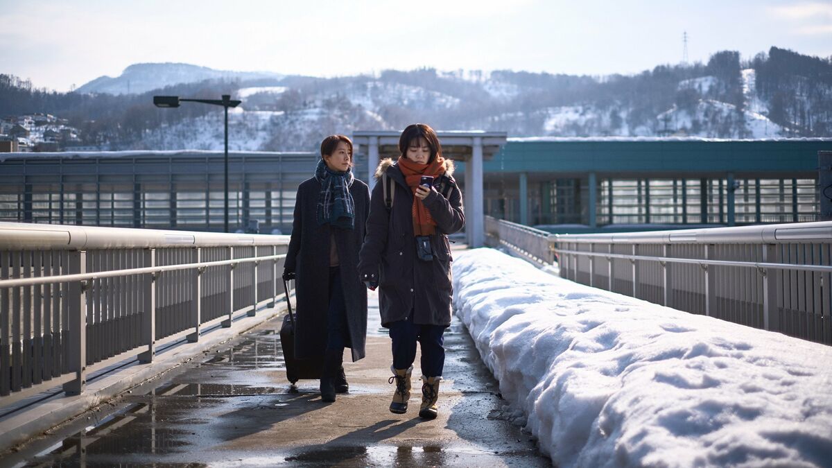 Moonlit Winter’ review by leah 🐚 • Letterboxd