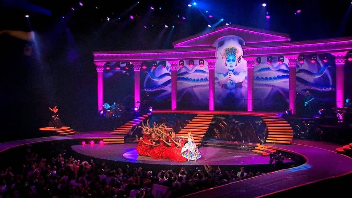 ‎Kylie Minogue: Aphrodite Les Folies - Live in London (2011) directed ...