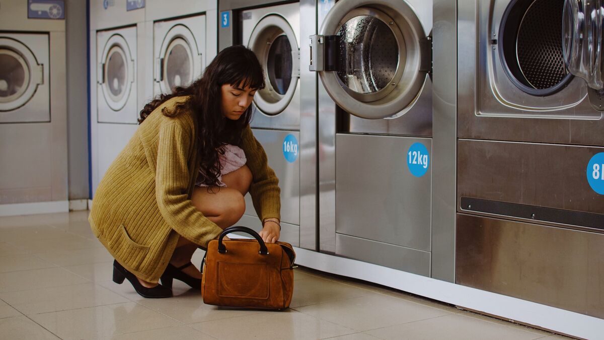 ‎Desterro (2021) directed by Cunha Dinis • Reviews, film + cast • Letterboxd