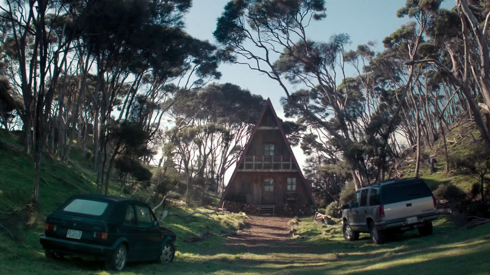 ‎Bringing Out the Deadites: Evil Dead Rise director Lee Cronin on ...